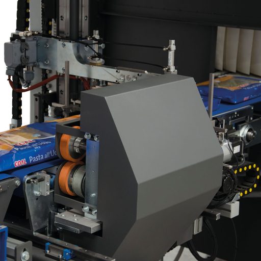 STAR EVO SI - Bottom-sealing flow wrapper | DM Pack